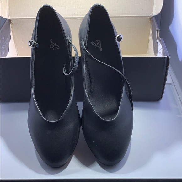 leo | Shoes | Leo Womens Chorus Line Low Black Dance Heels 65 | Poshmark